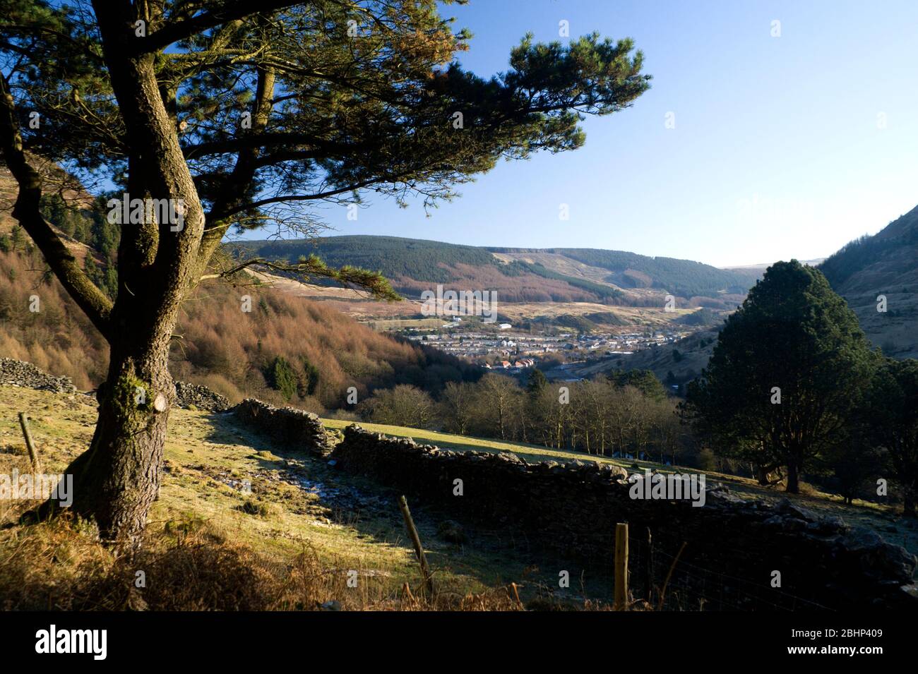 Cwm valleys hi-res stock photography and images - Alamy