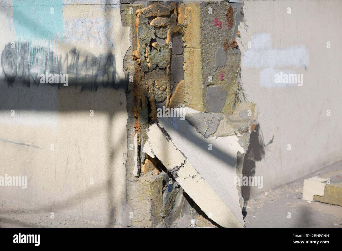 Fell off hi-res stock photography and images - Alamy