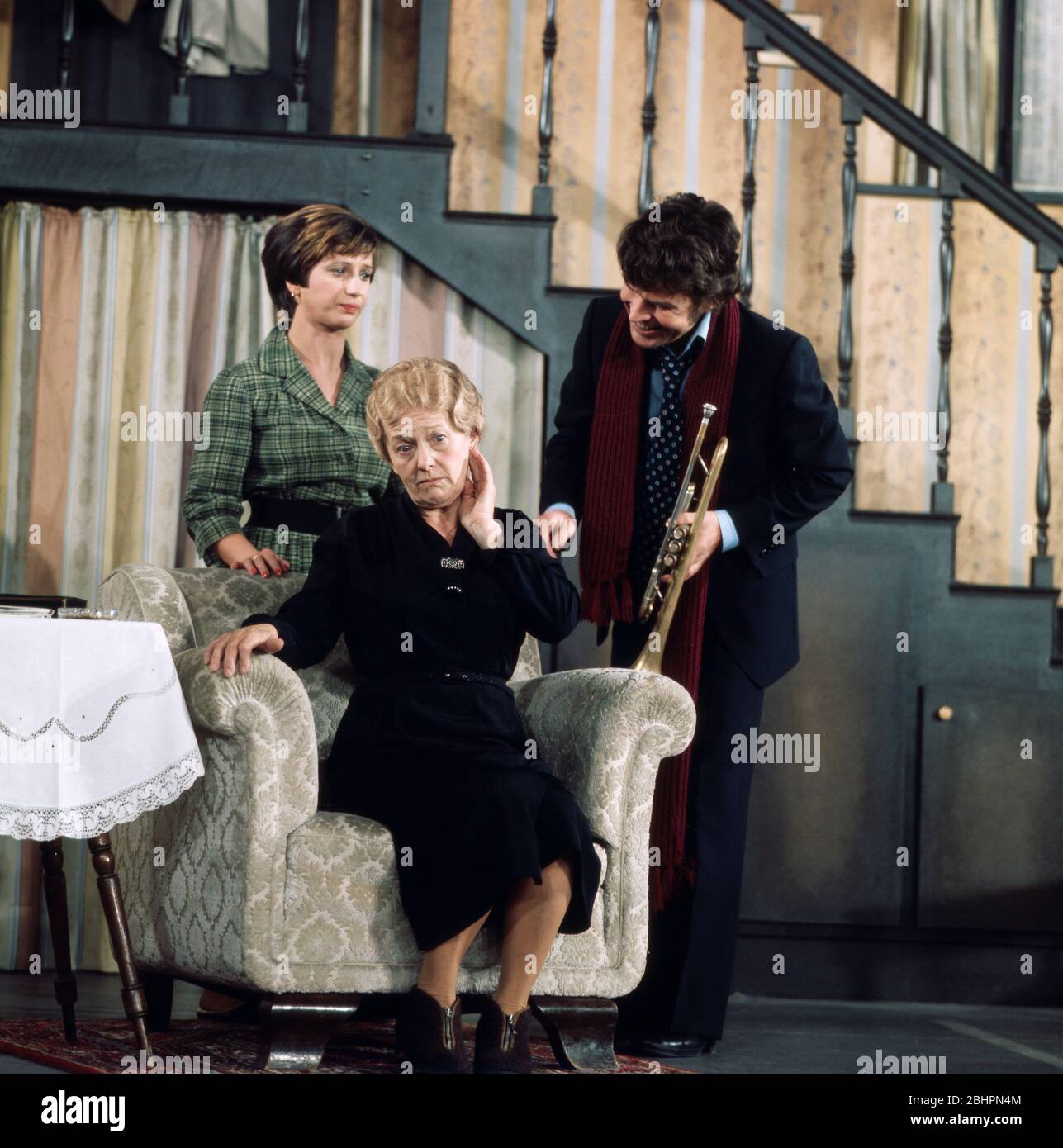 Margot Mahler, Erni Singerl und Tonio von der Meden als Trompeter im ...