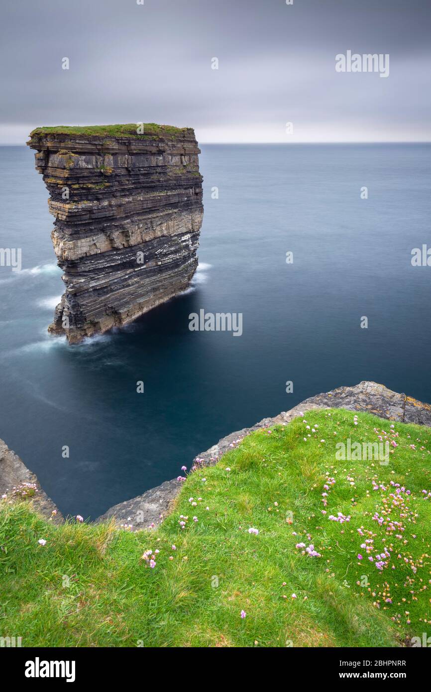 Dun briste sea stack hi-res stock photography and images - Alamy