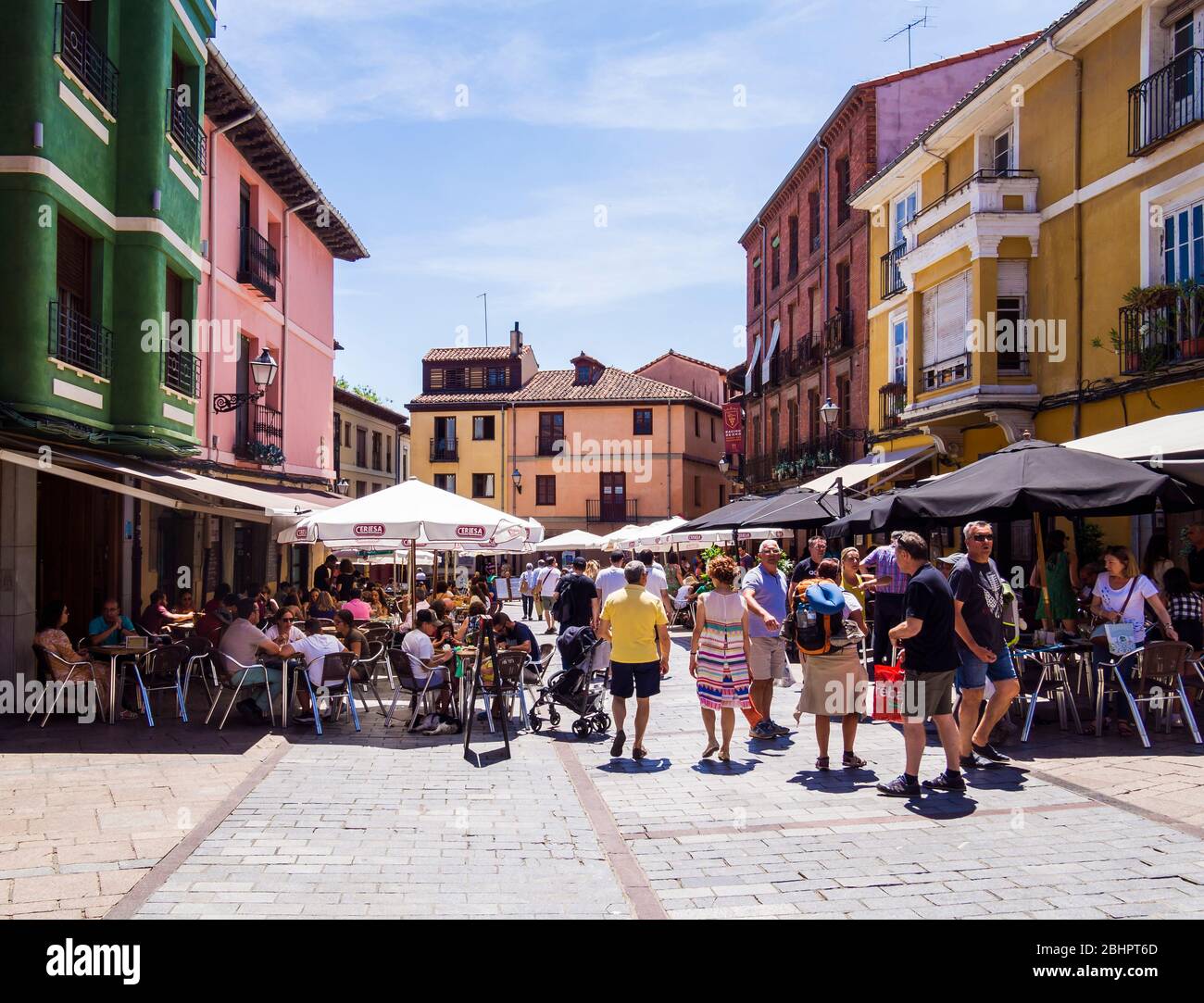 Plaza de San Martín. León. Castilla León. España Stock Photo - Alamy