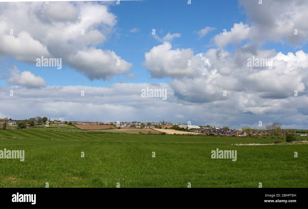 Moira, County Down, Northern Ireland. 27th Apr, 2020. UK weather ...