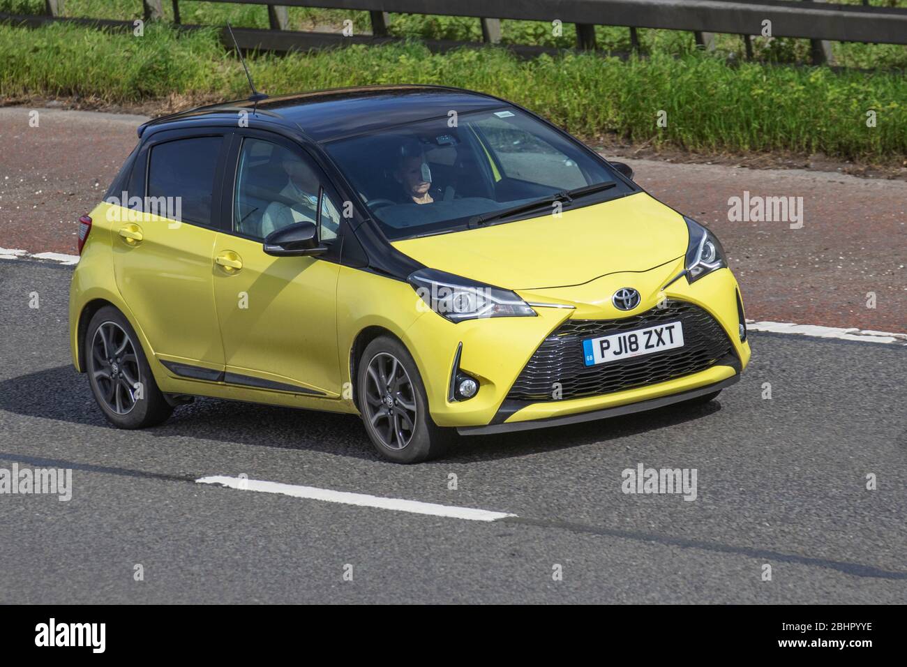 Toyota yaris yellow edition vvt hi-res stock photography and images - Alamy