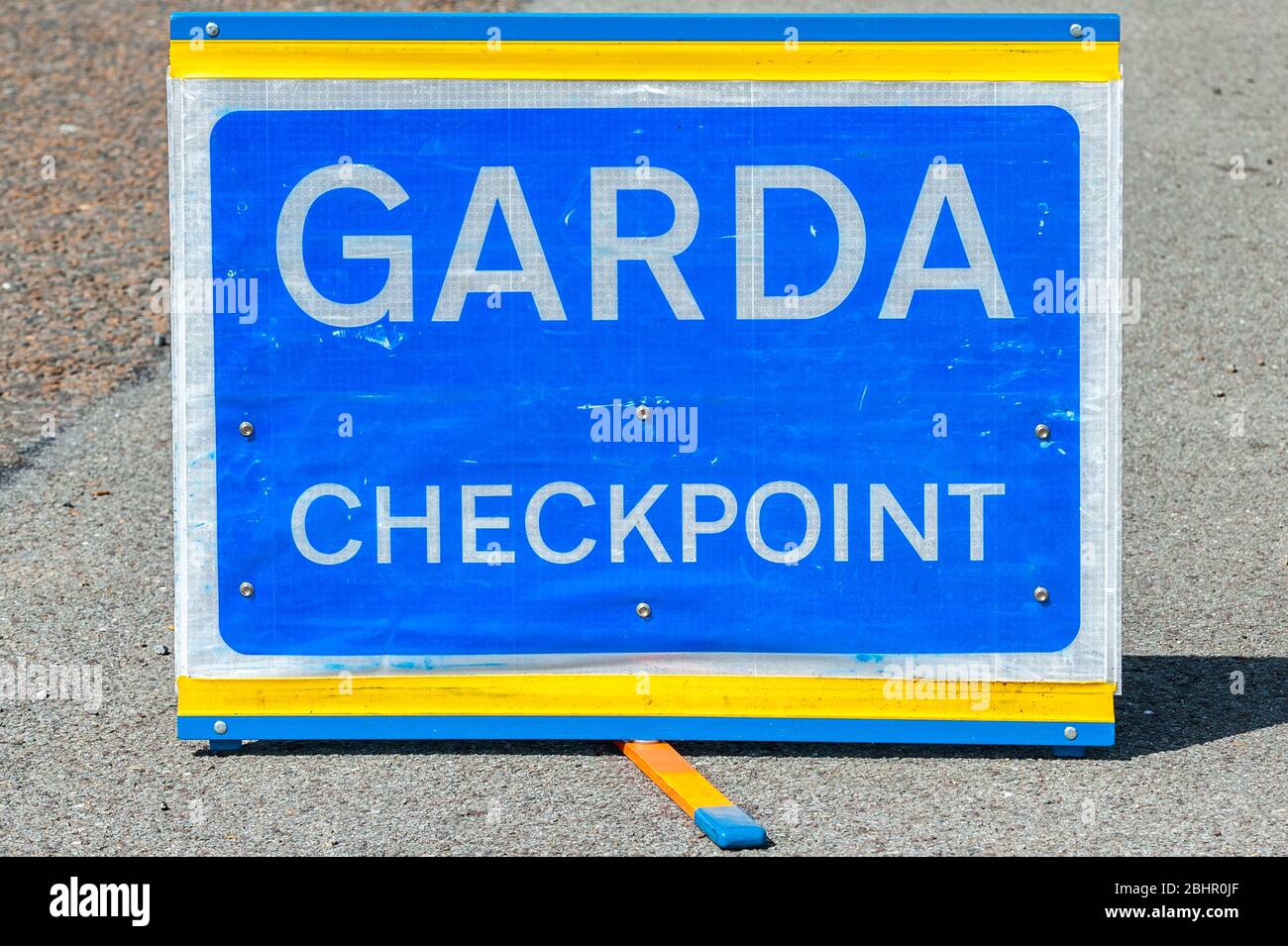 Checkpoint Sign