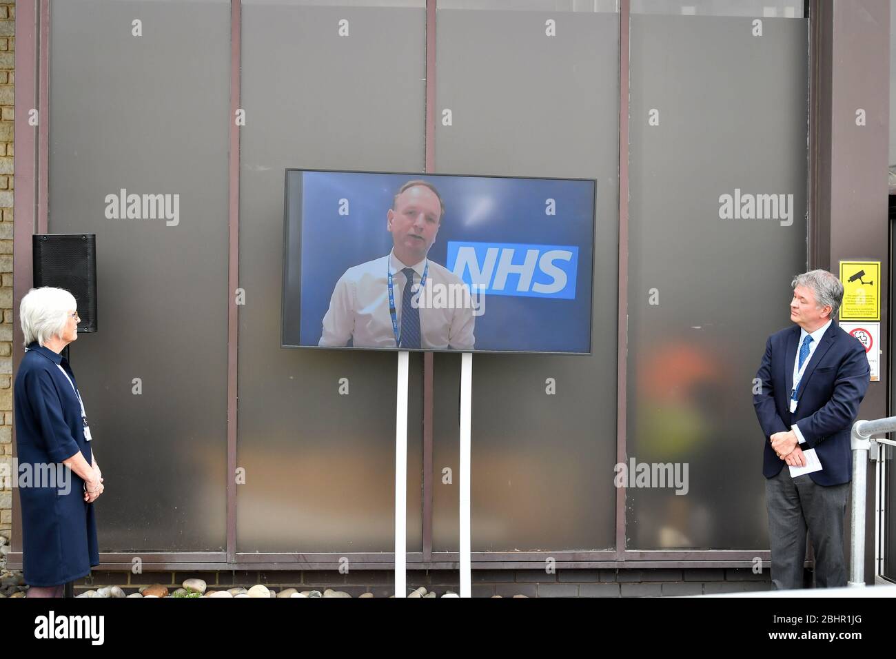 Nhs england chief executive sir simon stevens hi-res stock photography ...
