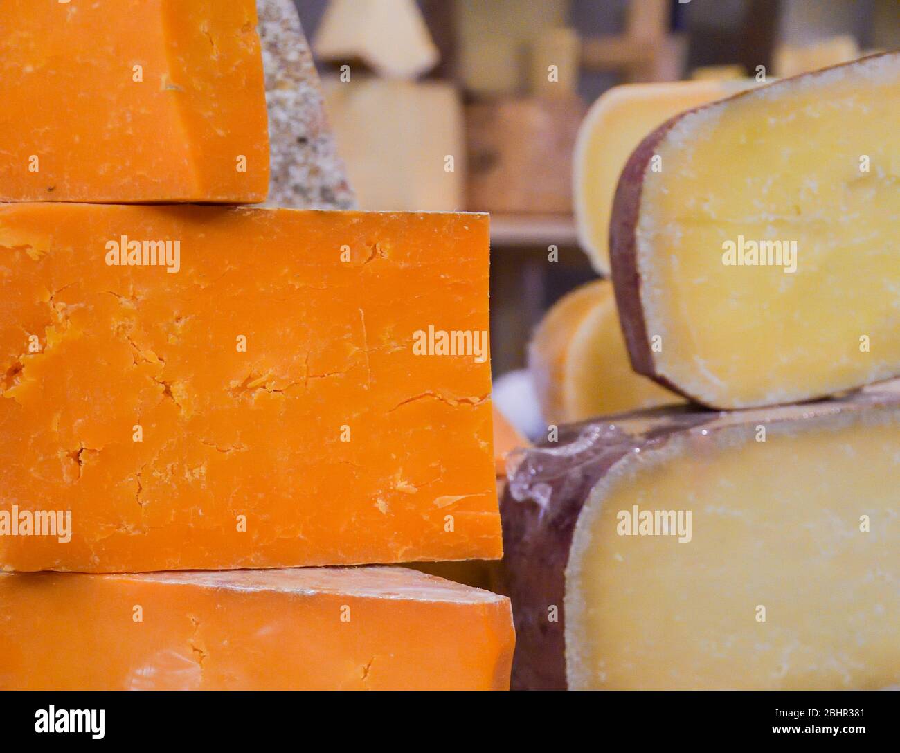 English cheddar cows milk cheese hi-res stock photography and images ...