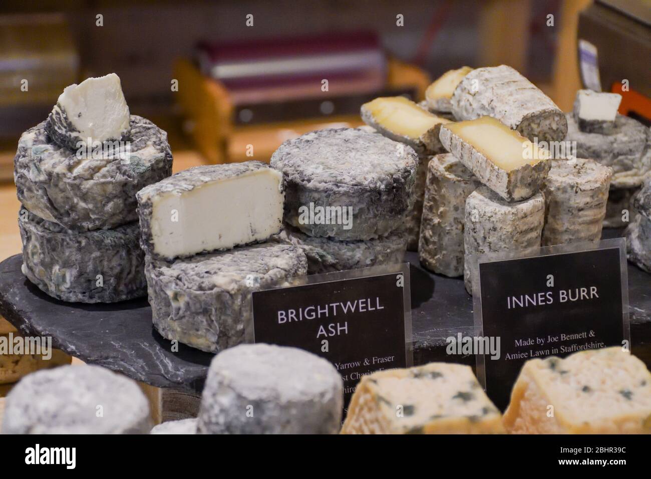 English cheddar cows milk cheese hi-res stock photography and images ...