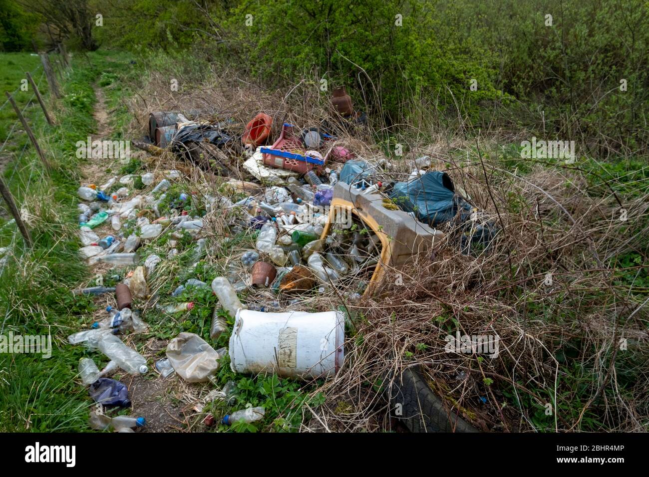 Flytipping scotland hi-res stock photography and images - Alamy