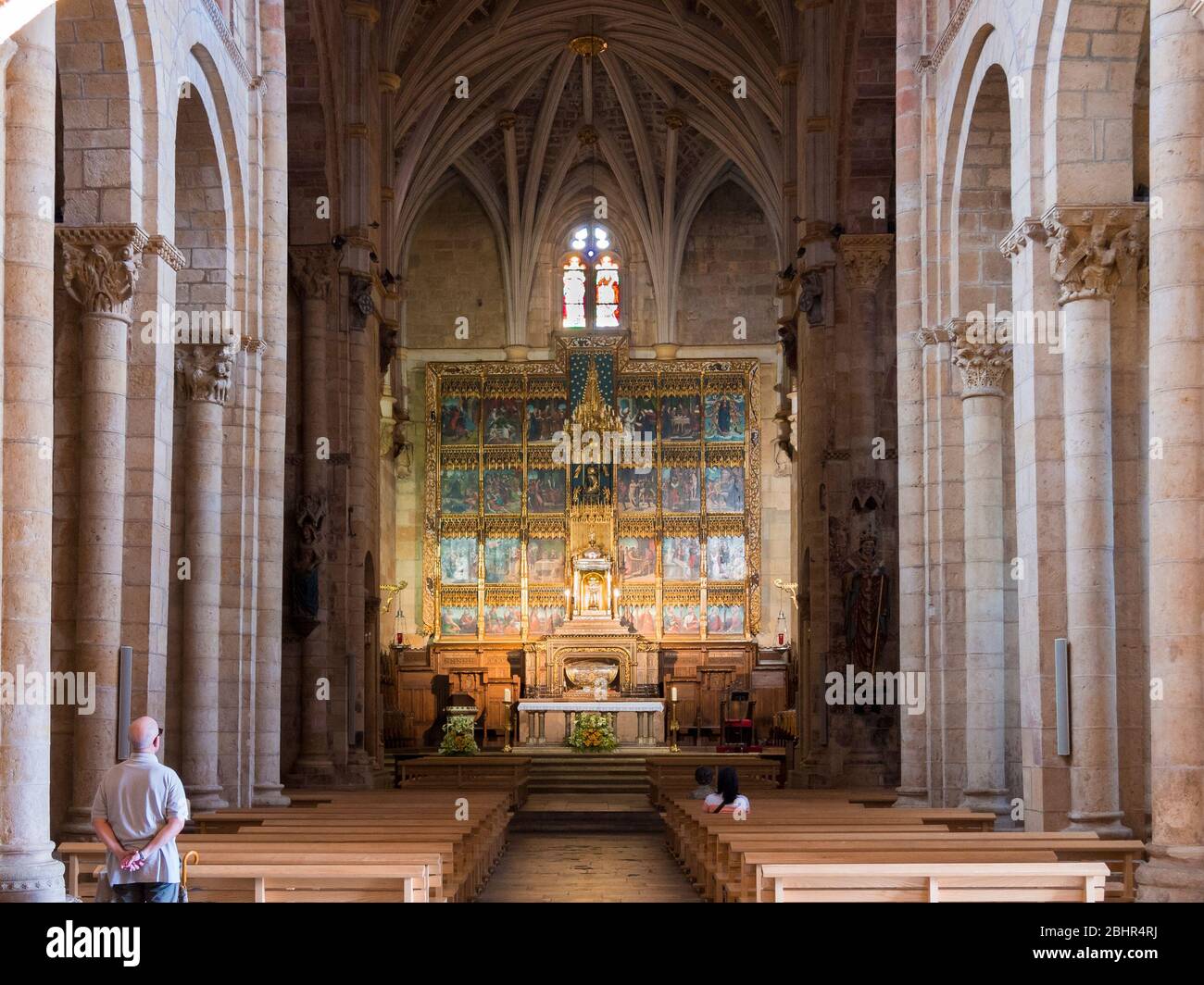 Basílica de san isidoro de león hi-res stock photography and images - Alamy