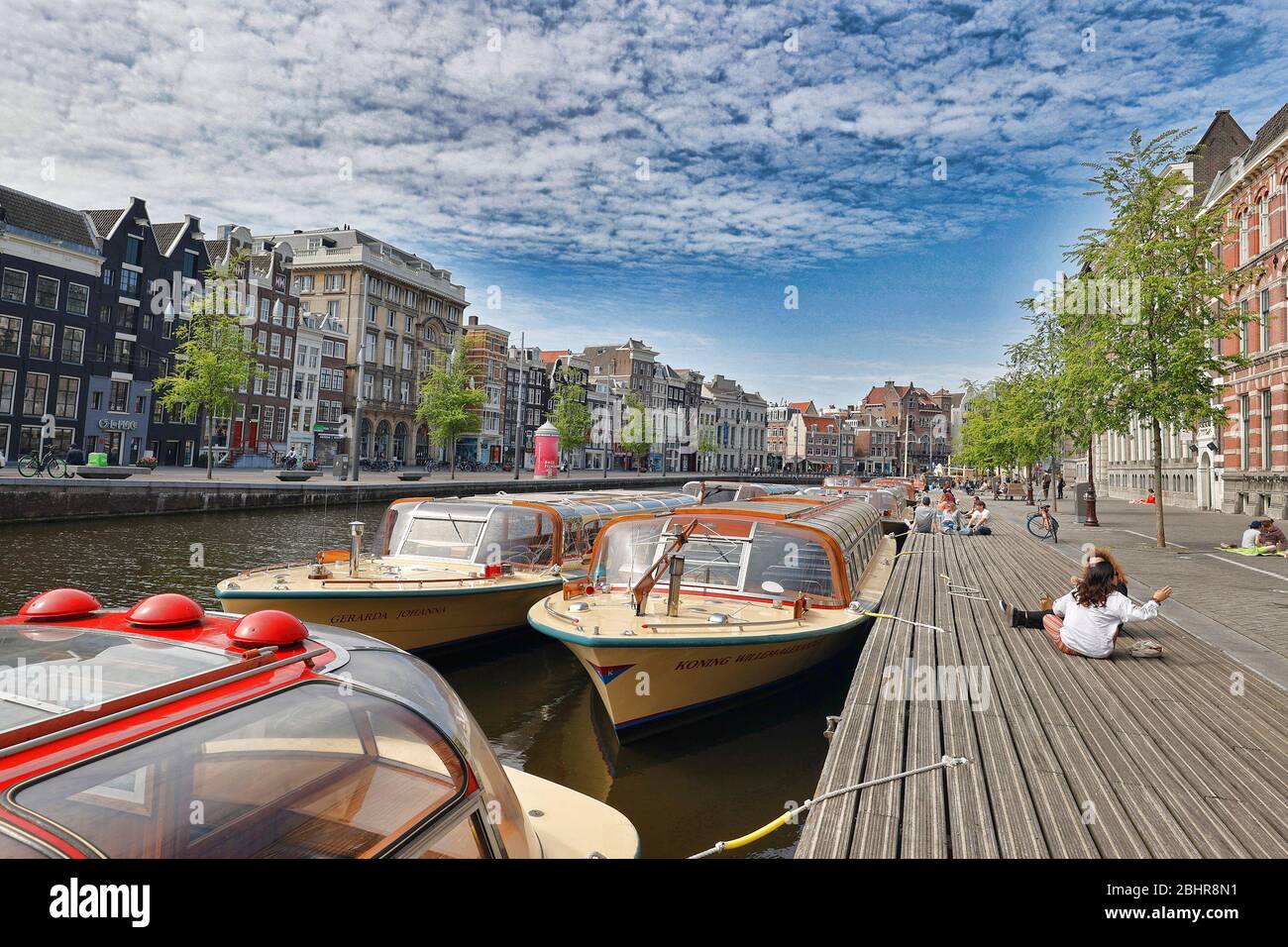 Rondvaartboten hi-res stock photography and images - Alamy