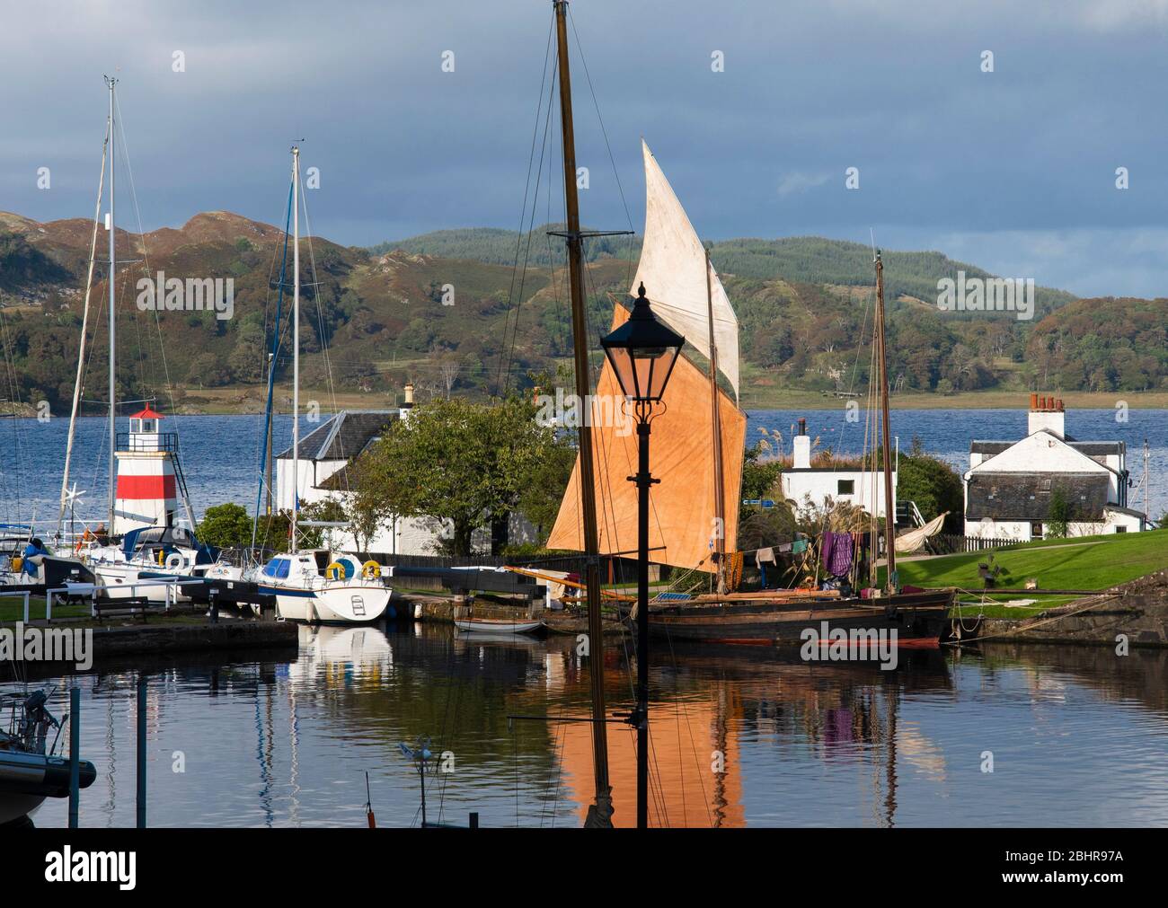 Crinan canal argyll hi-res stock photography and images - Alamy