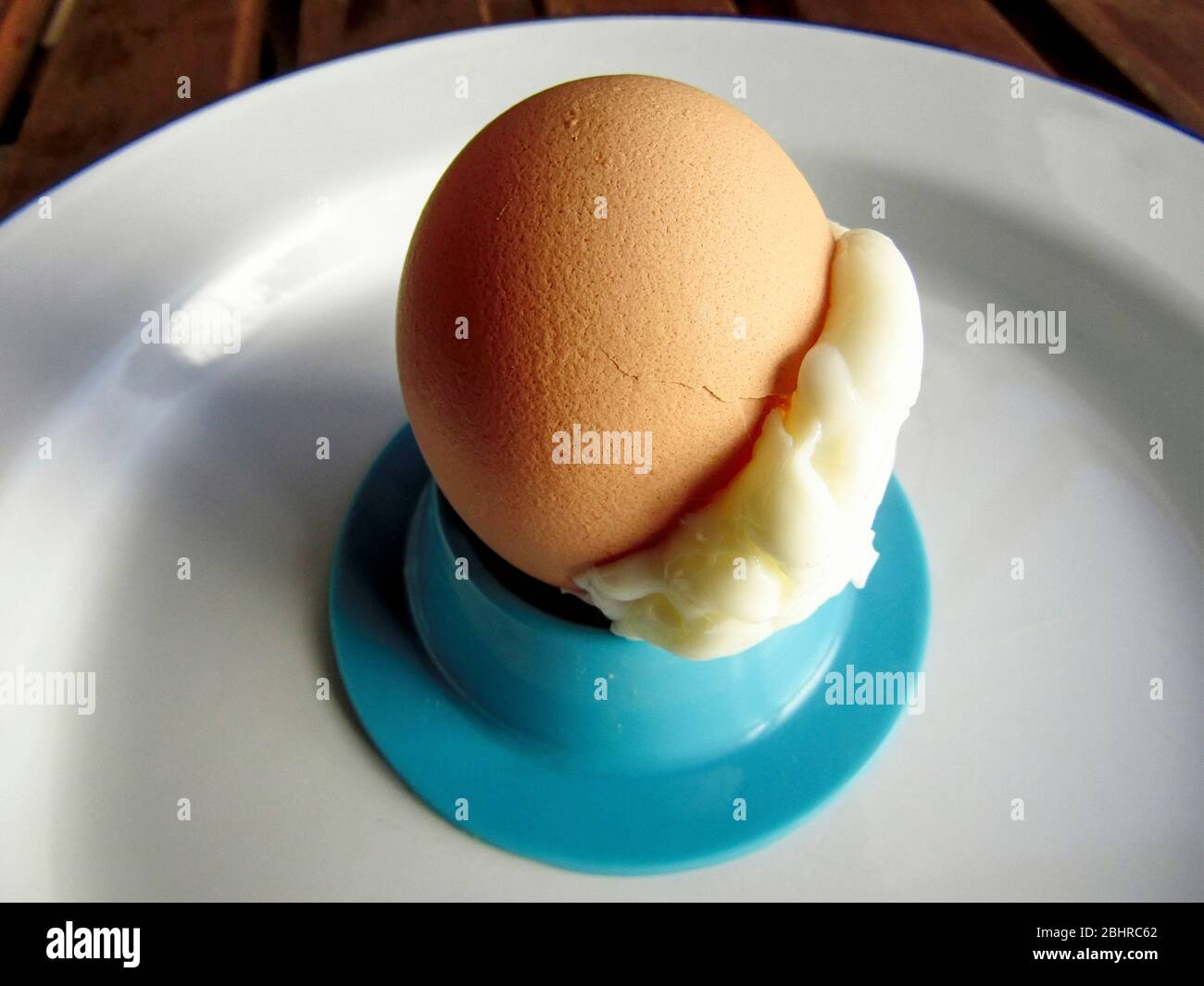 Exploded egg hi-res stock photography and images - Alamy