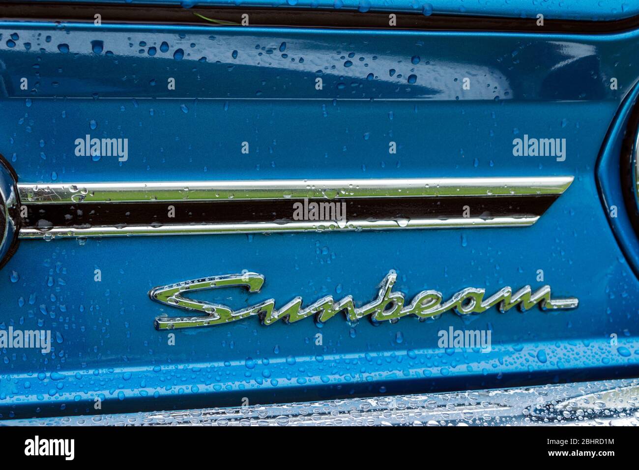 Sunbeam car badge hi-res stock photography and images - Alamy