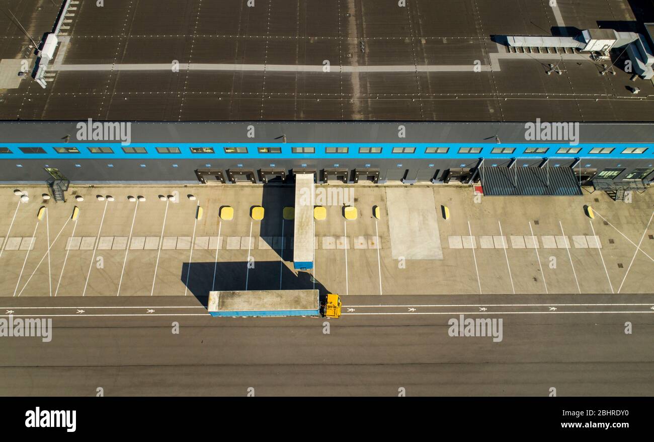 Loading unit hi-res stock photography and images - Alamy