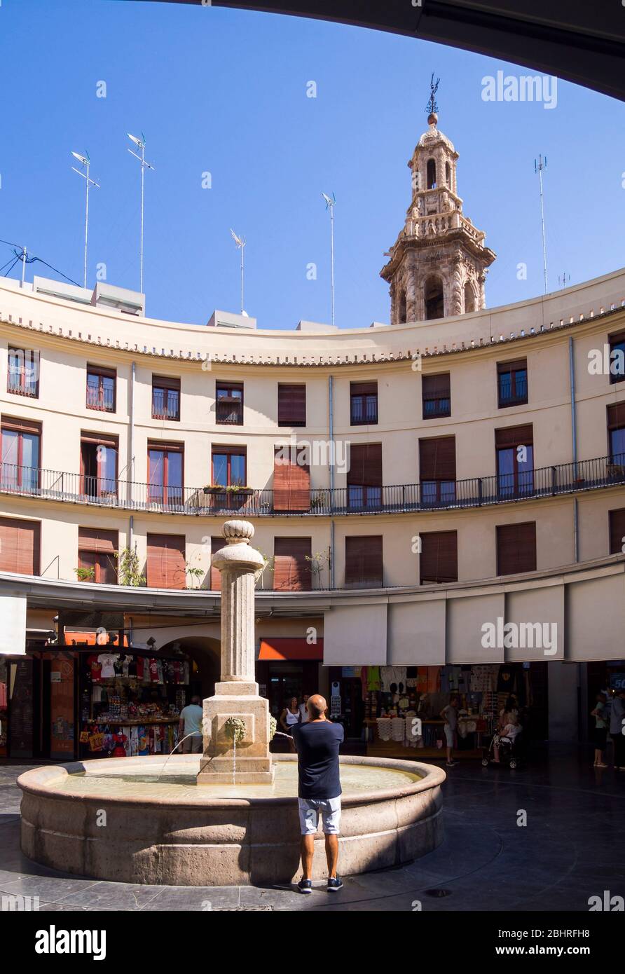 Plaza redonda valencia spain hi-res stock photography and images - Alamy