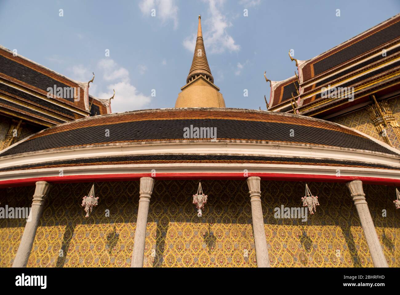 Wat Ratchabophit temple in Bangkok, Thailand Stock Photo - Alamy