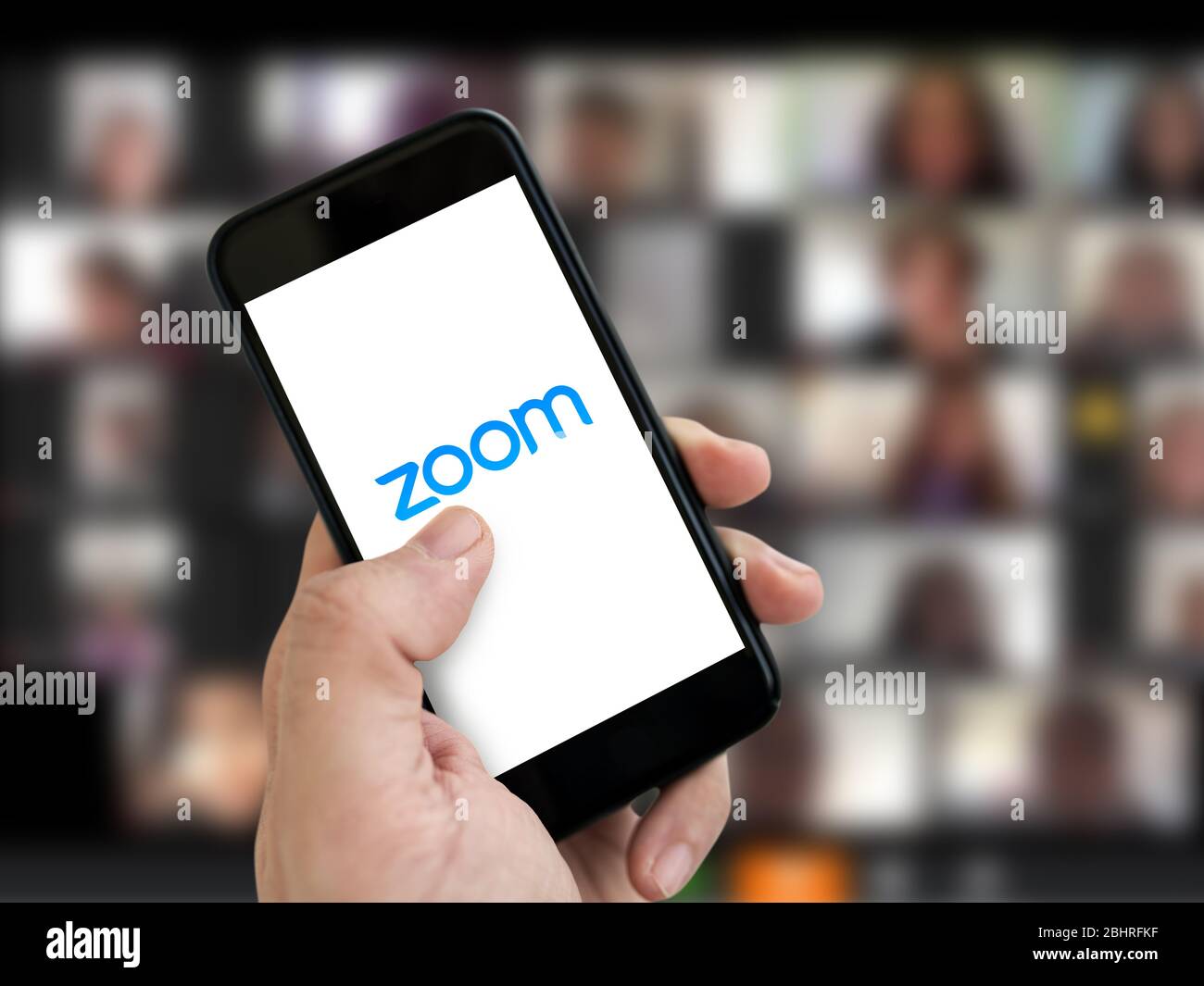 Zoom cell hi-res stock photography and images - Alamy
