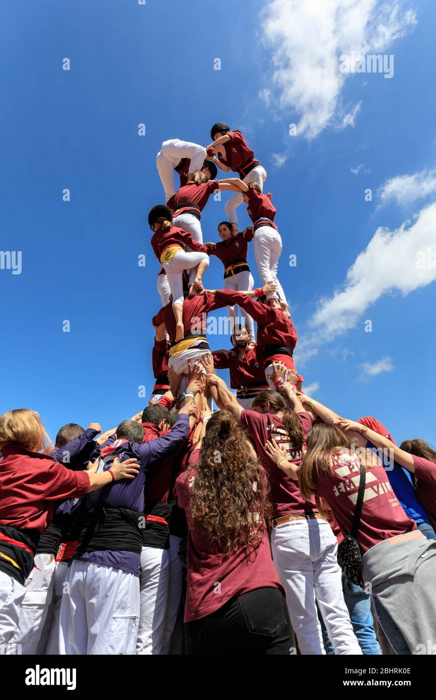 Human pyramid festival hi-res stock photography and images - Alamy