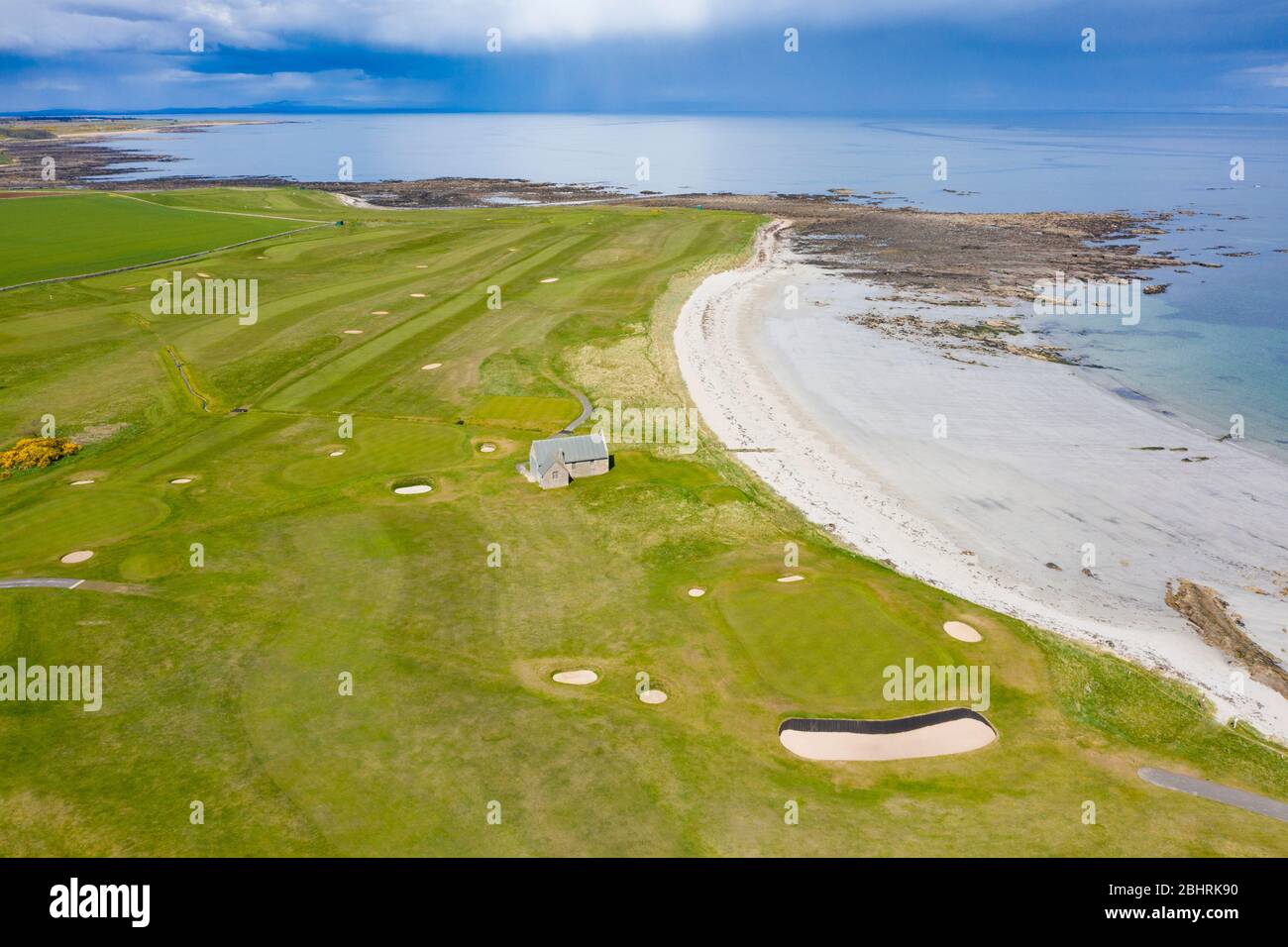 Closed society hi-res stock photography and images - Alamy