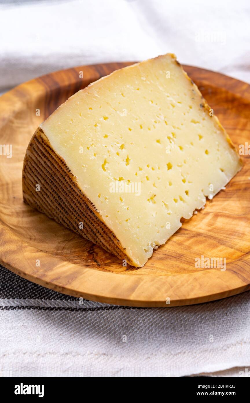 Spanish cheese manchego made from sheep milk close up Stock Photo - Alamy