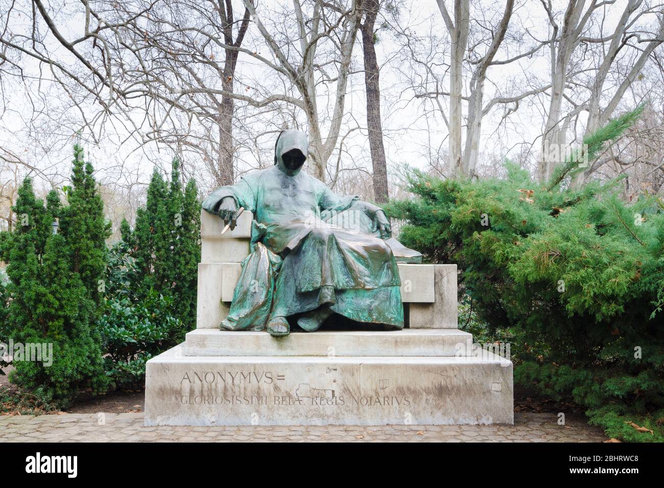 Statue of anonymus hi-res stock photography and images - Alamy