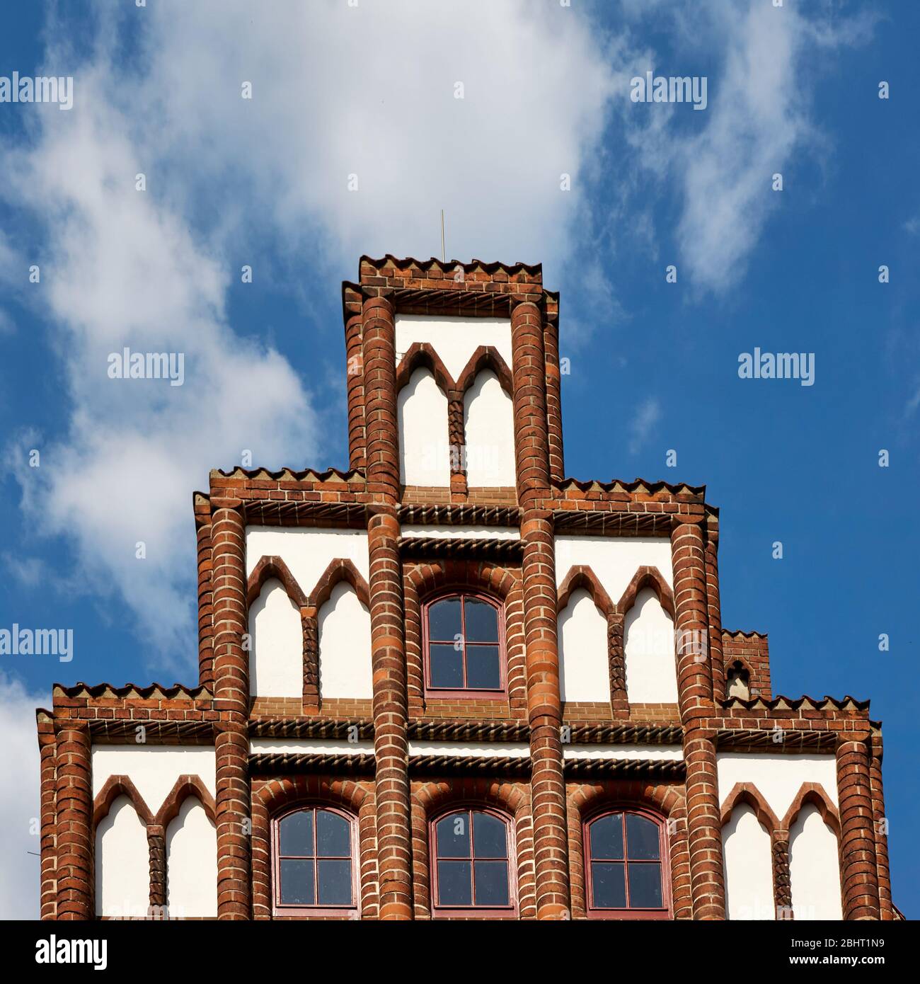 Stepped gable on a house in a northern German old town in front of blue ...