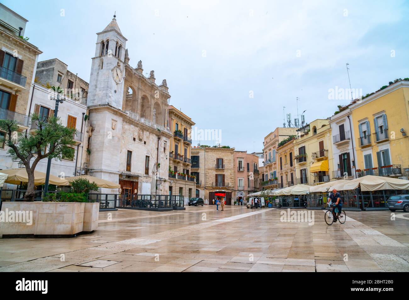Historic centre of bari hi-res stock photography and images - Alamy