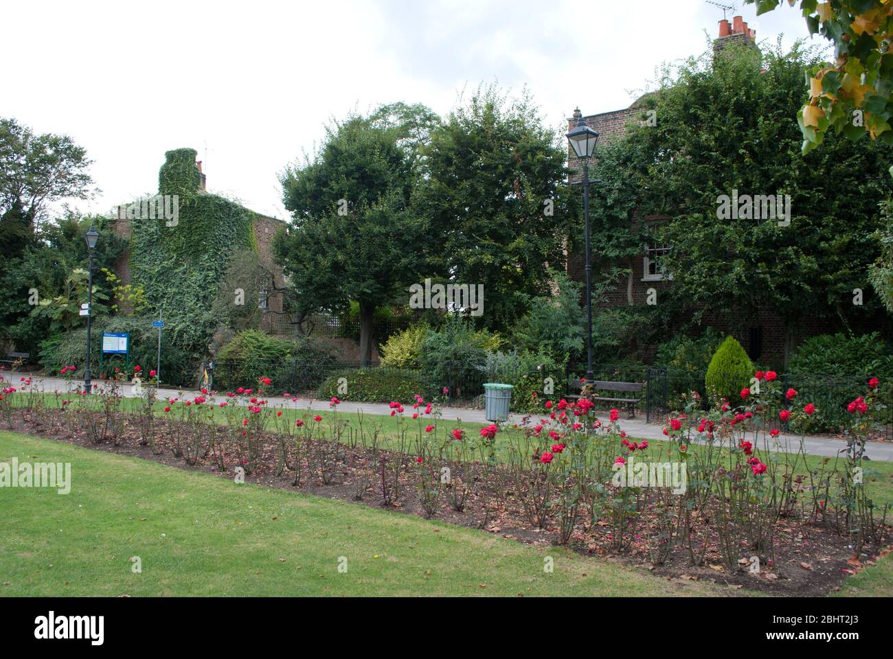 Lower Mall Hammersmith Riverside Furnivall Gardens Rutland Grove ...