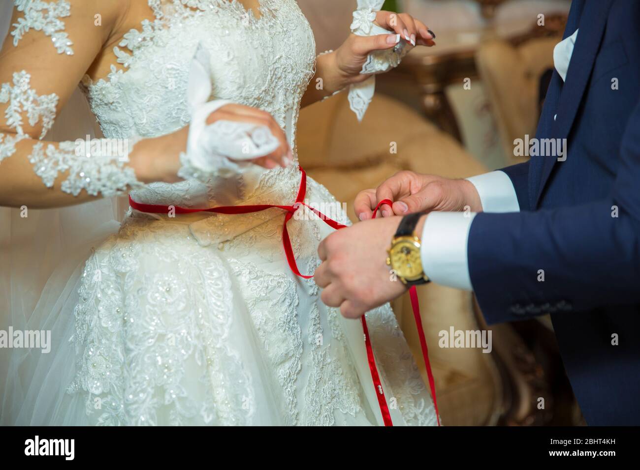 Lose the ribbon on the belly of the bride . Wedding . Bridesmaids lace ...