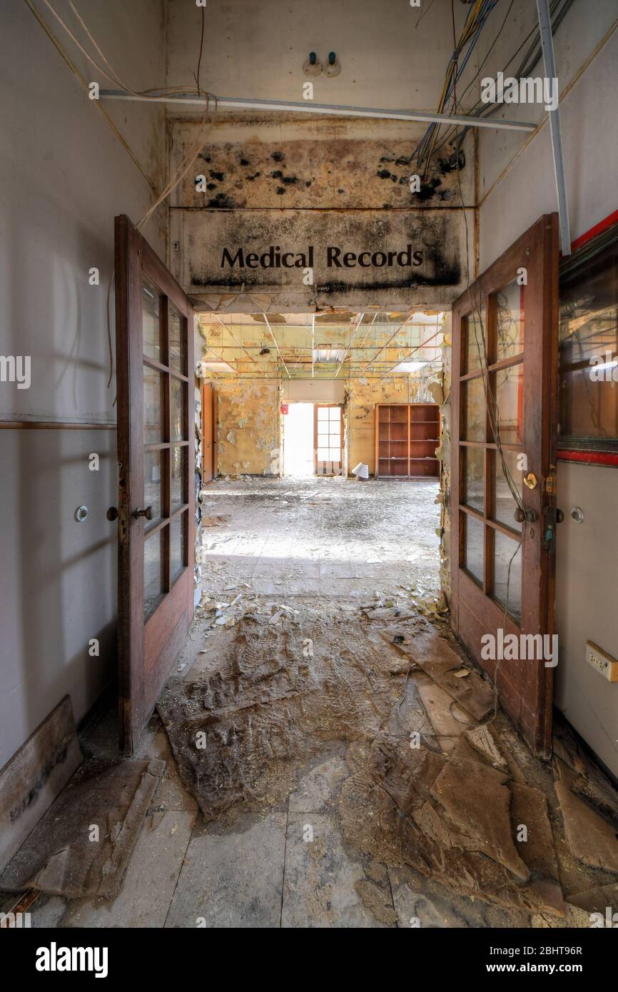 Asylum records hi-res stock photography and images - Alamy