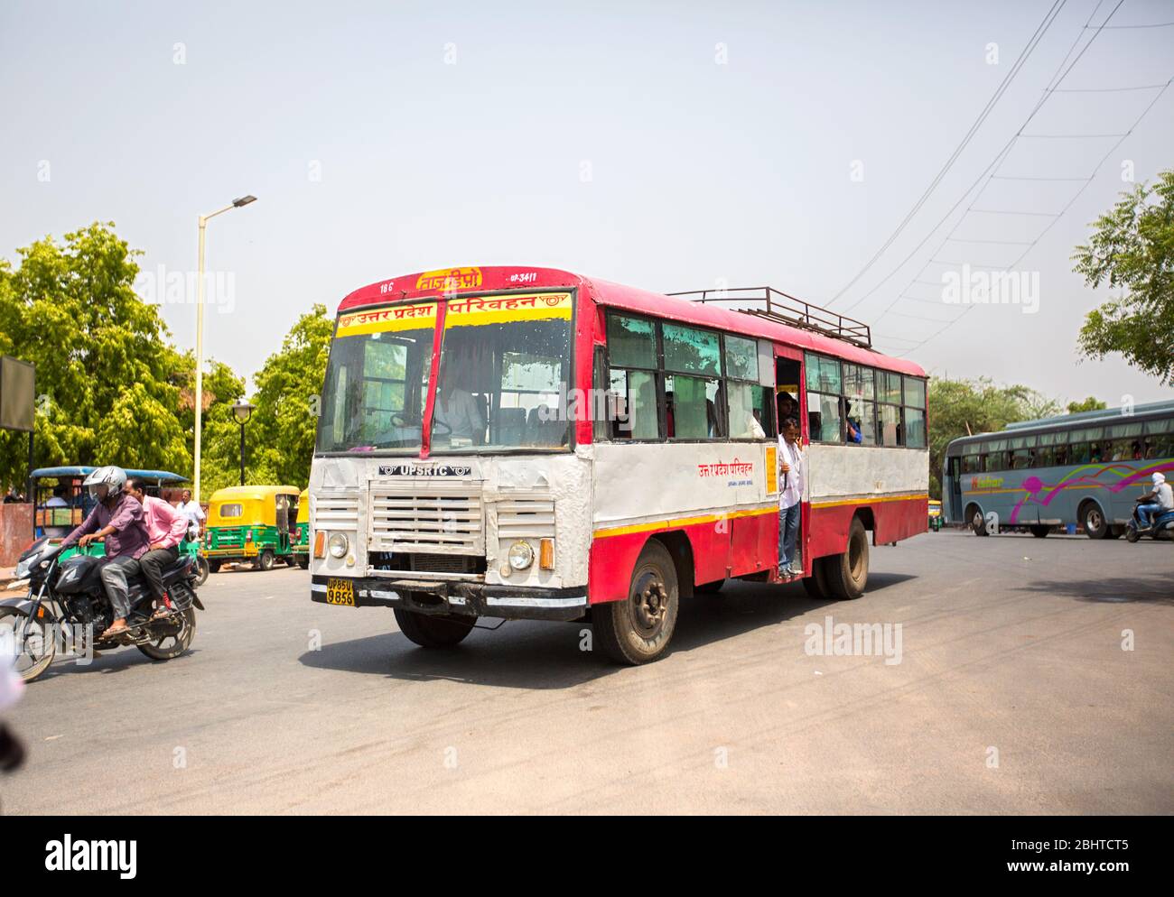 Old indian bus hi-res stock photography and images - Alamy