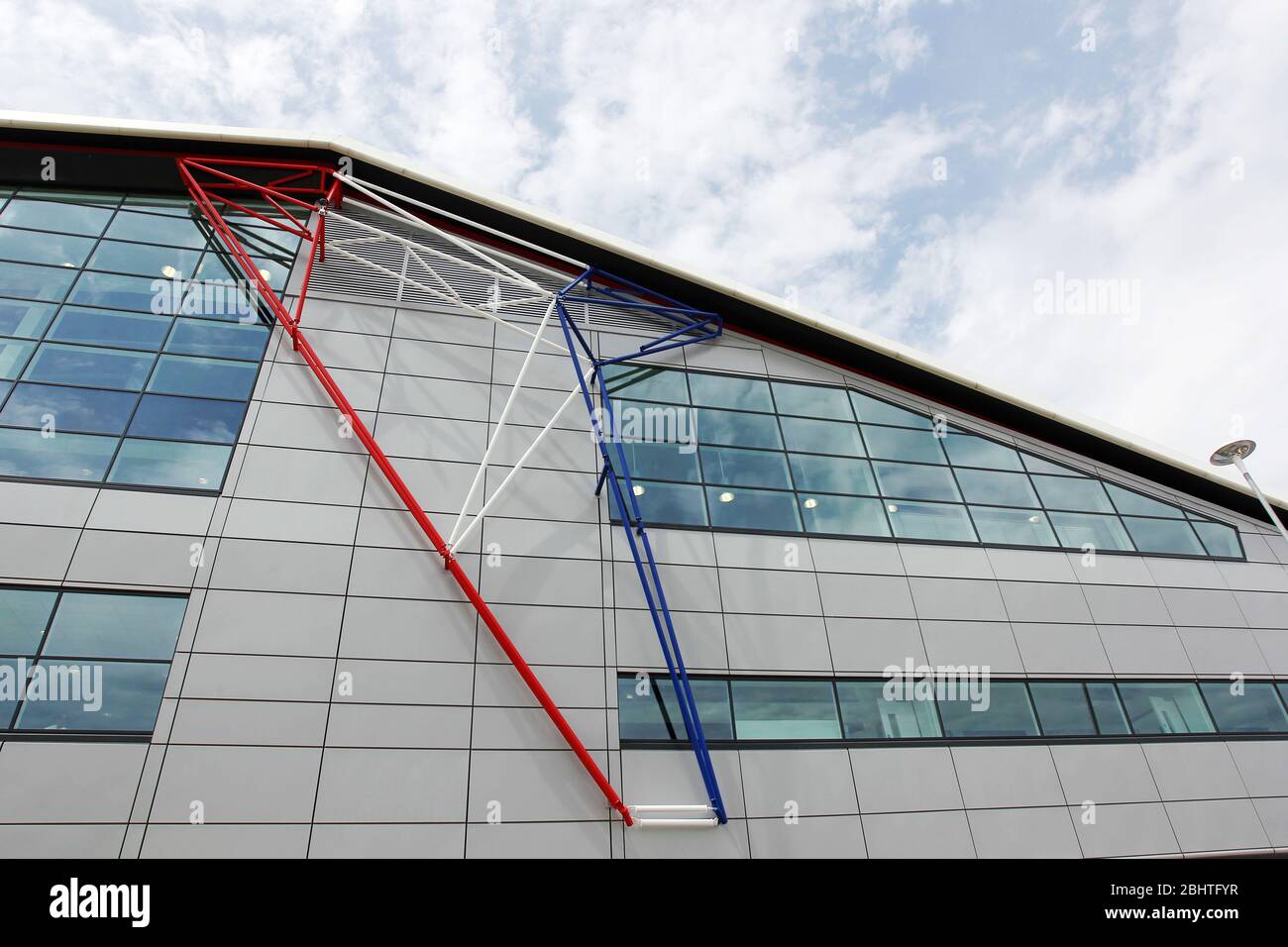Silverstone wing building hi-res stock photography and images - Alamy