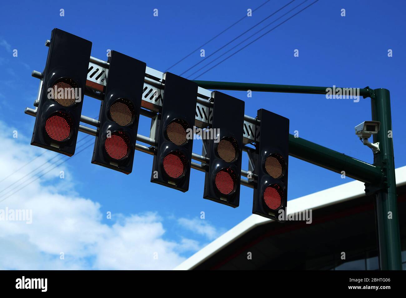 Race start lights hi-res stock photography and images - Alamy