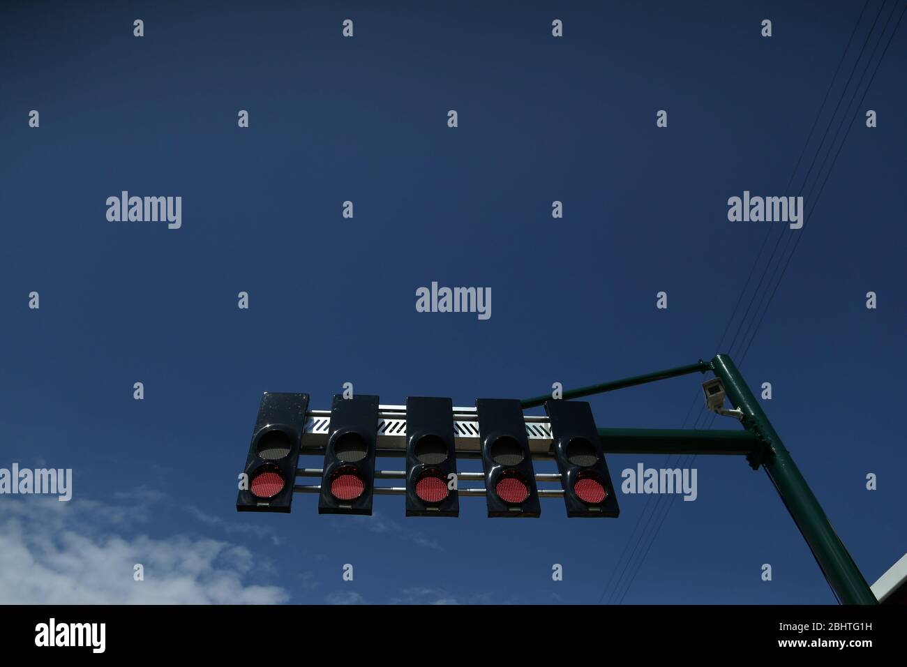 Grand prix start lights hi-res stock photography and images - Alamy