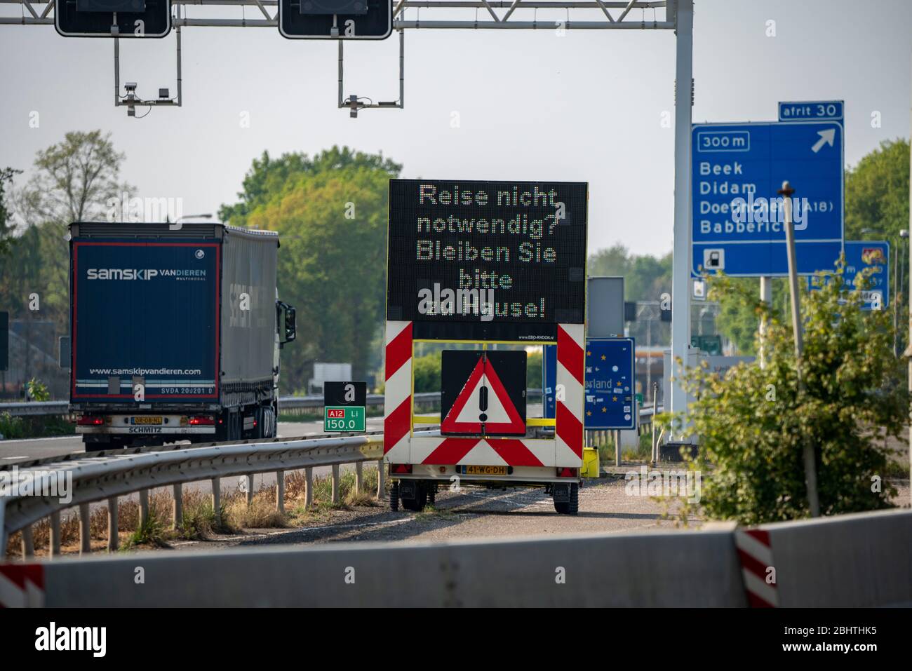 German-Dutch border near Emmerich-Elten, highway A3, signal board asks ...