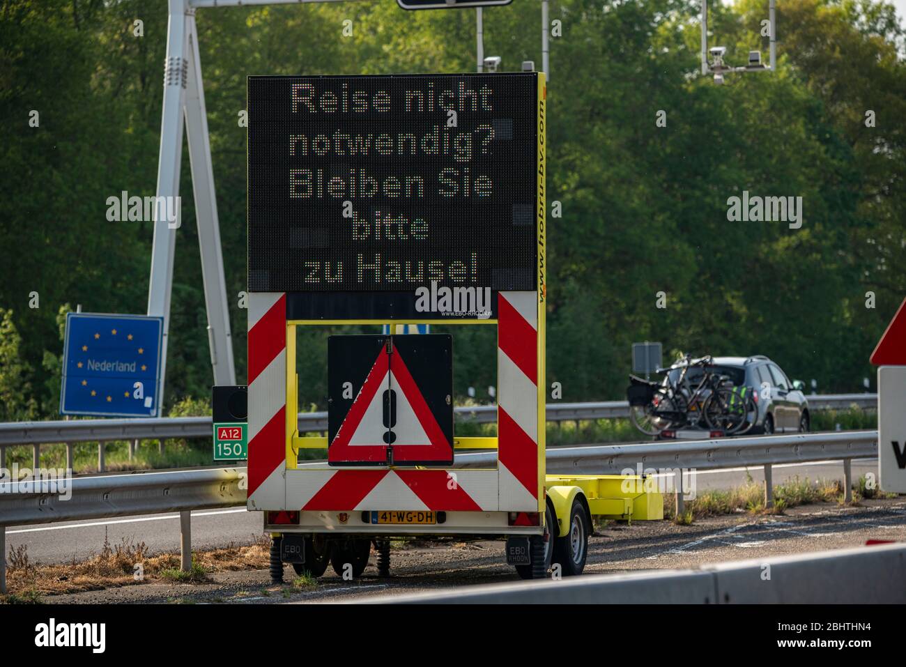 Border crossing a3 hi-res stock photography and images - Alamy
