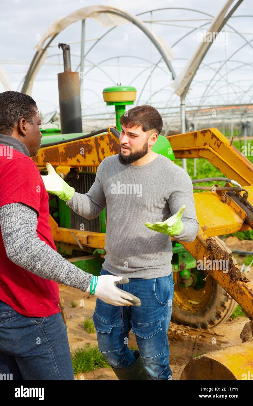 Angry farmers meeting hi-res stock photography and images - Alamy