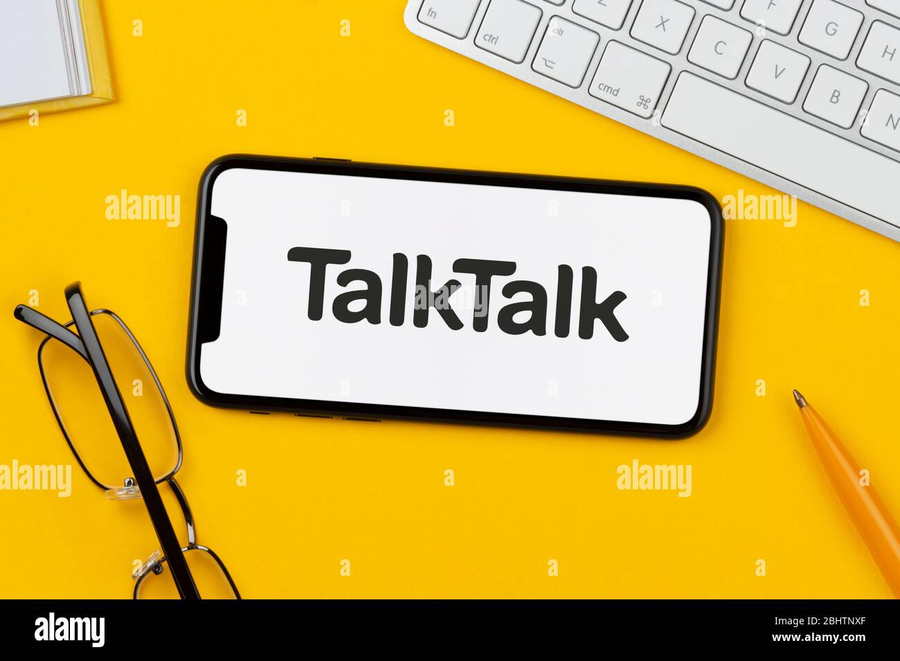 Talk talk logo hi-res stock photography and images - Alamy