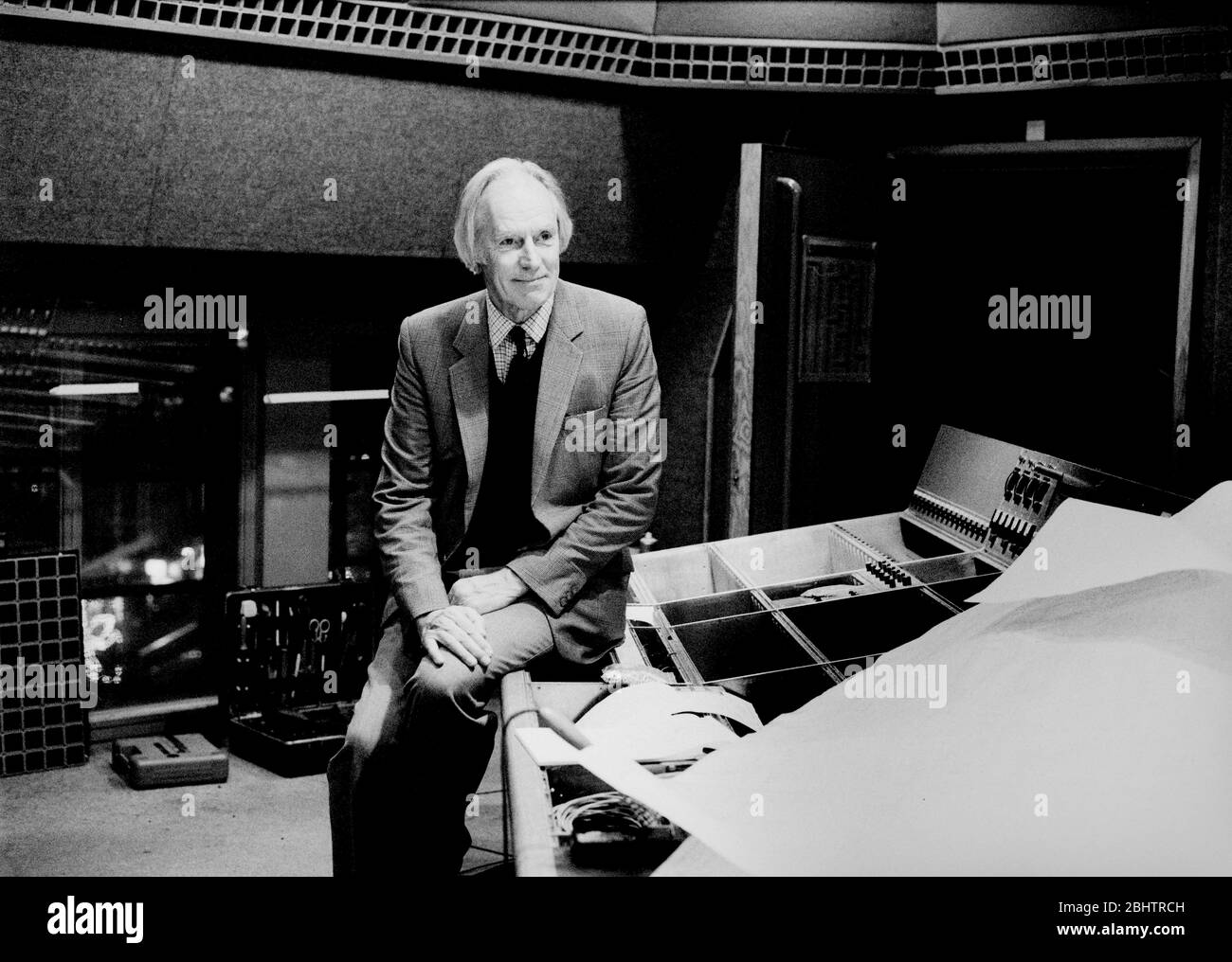 The Fingerprints Of Epstein - Yet Another Beatles TL | Page 21 ...