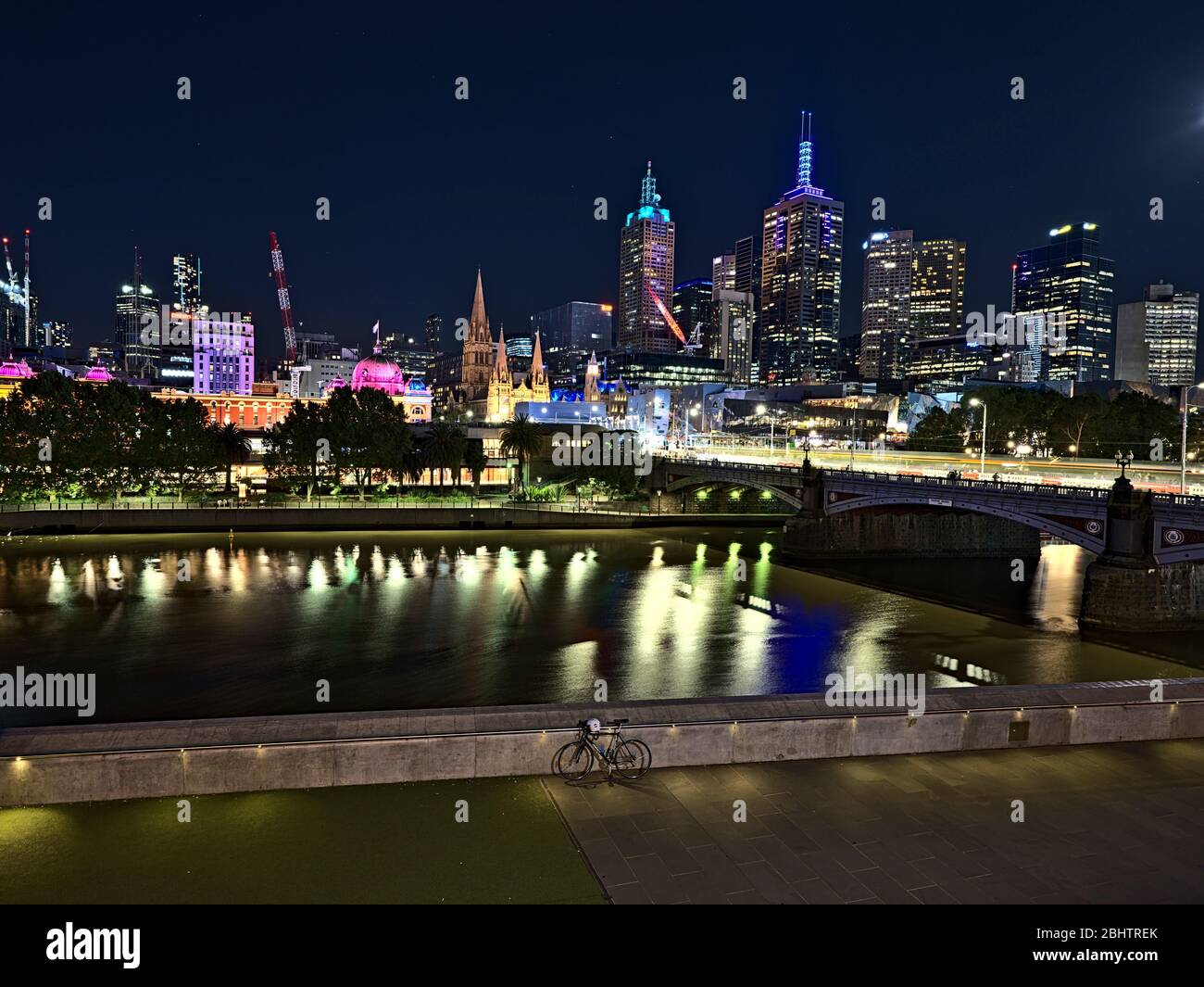 Melbourne skyline panoramic hi-res stock photography and images - Alamy