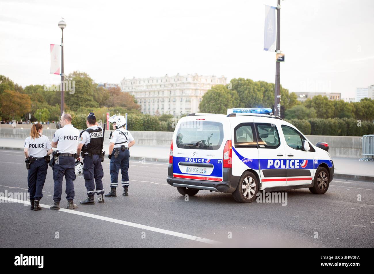Police car accident france hi-res stock photography and images - Alamy