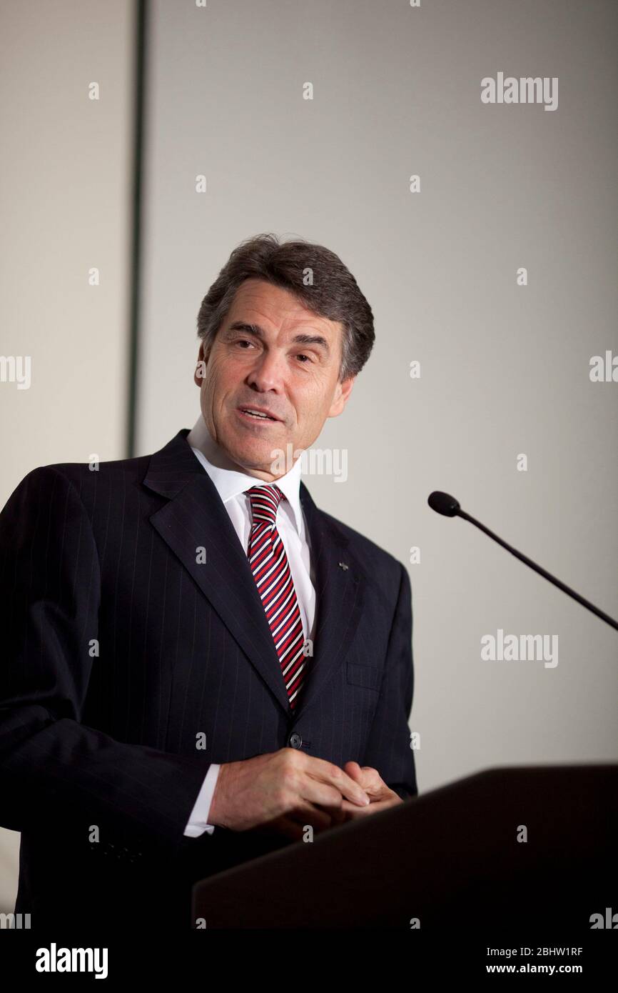 Shilling books hi-res stock photography and images - Alamy