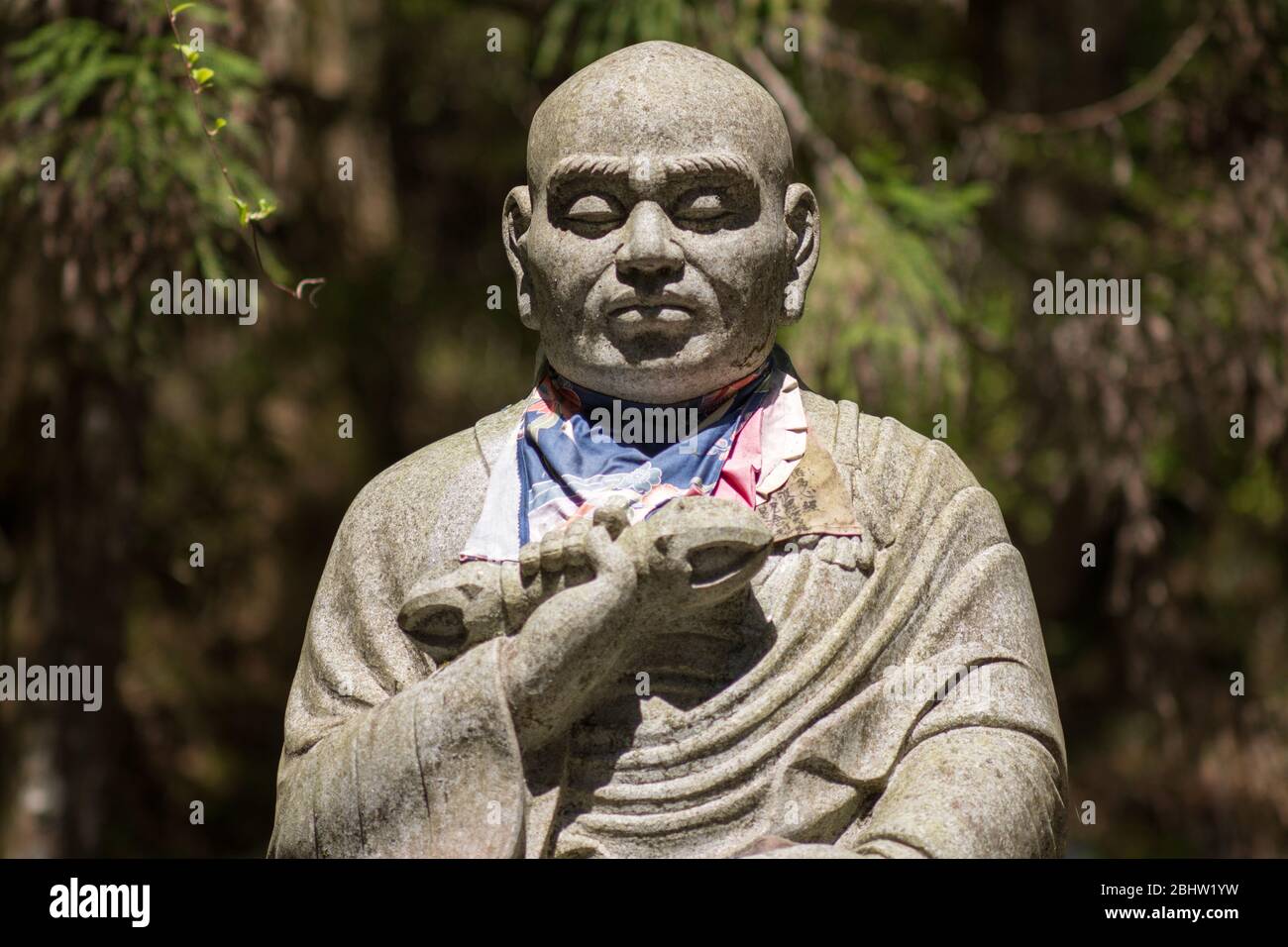 Cemetery koyasan buddha hi-res stock photography and images - Alamy