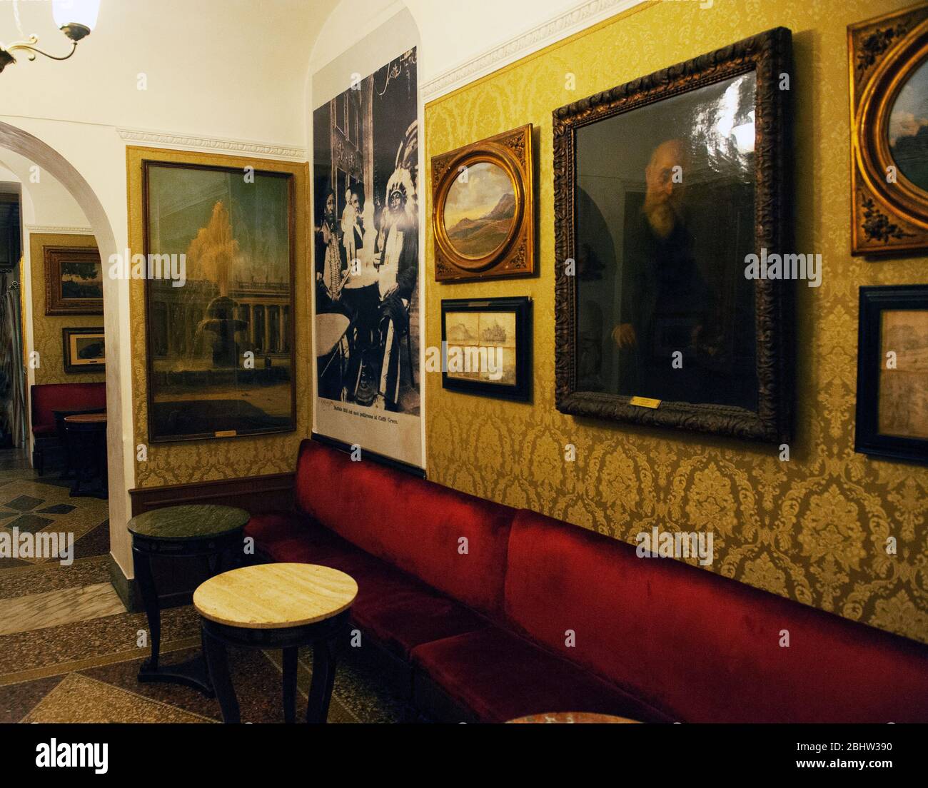 Antico caffé greco roma hi-res stock photography and images - Alamy