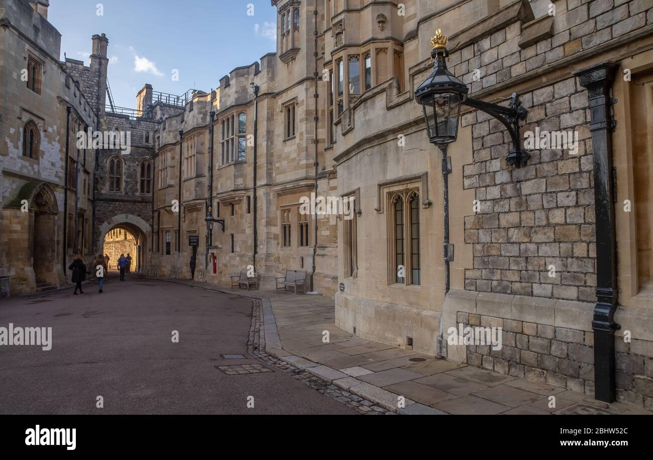 Windsor Castle and Riverside on the River Thames Stock Photo - Alamy