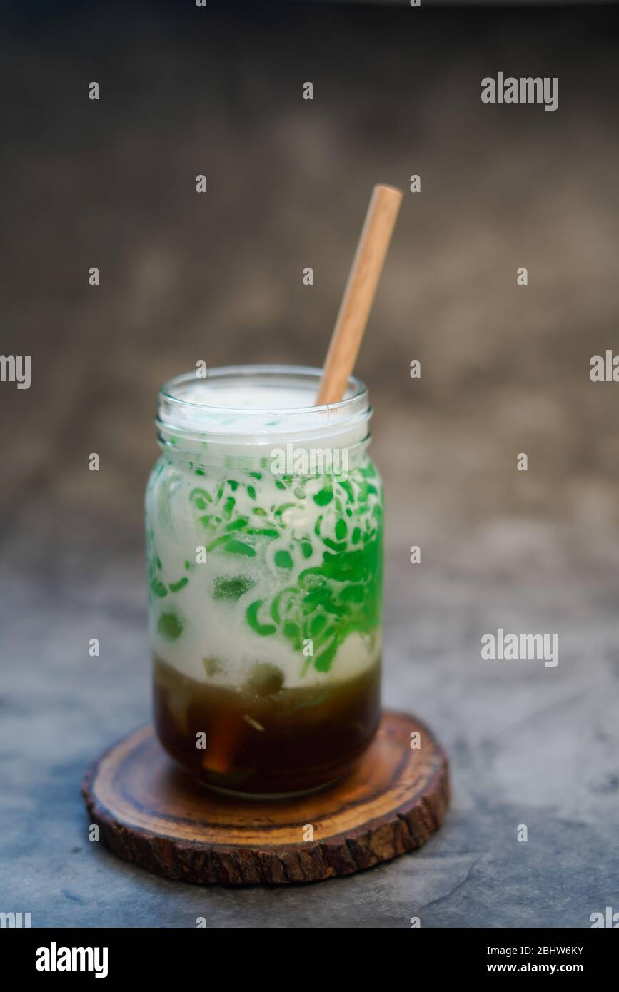 Es Cendol. Indonesian iced dessert of rice flour and pandanus jelly ...