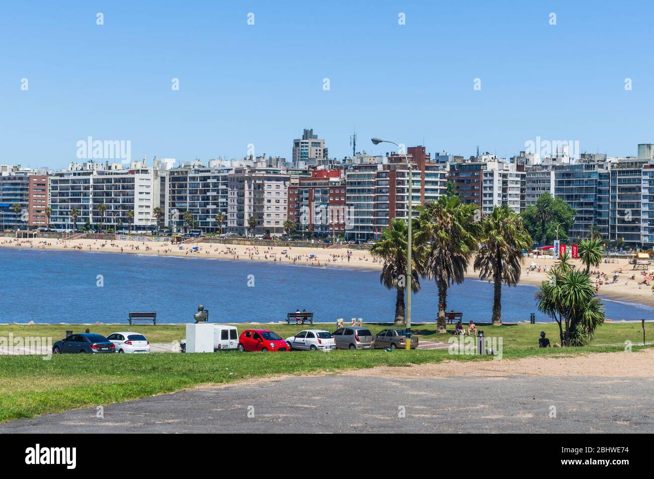MONTEVIDEO, URUGUAY - Dezember 25, 2015: Landmark place at pocitos ...