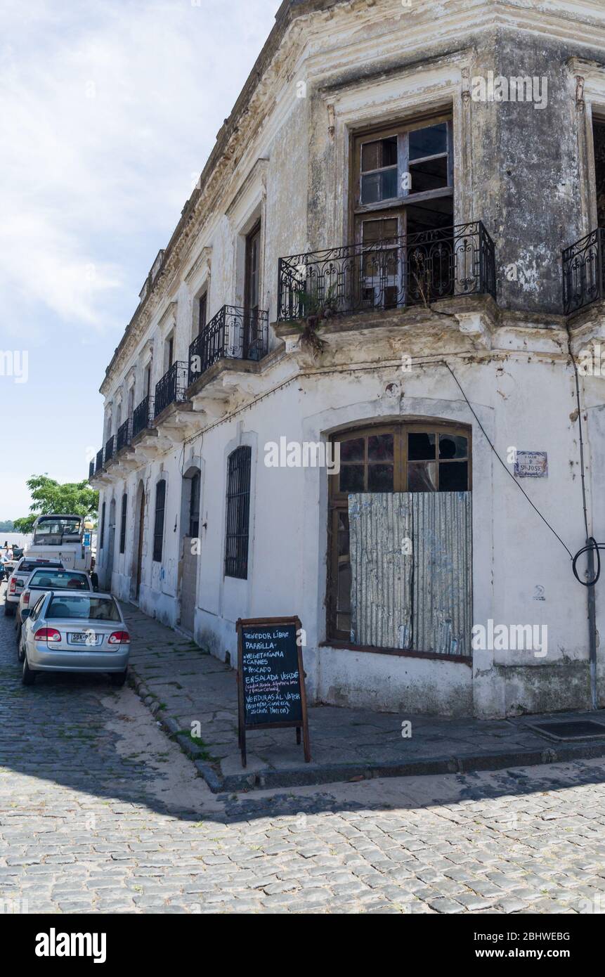 Colonia del Sacramento, Uruguay - Dezember 26, 2015: Portuguese ...
