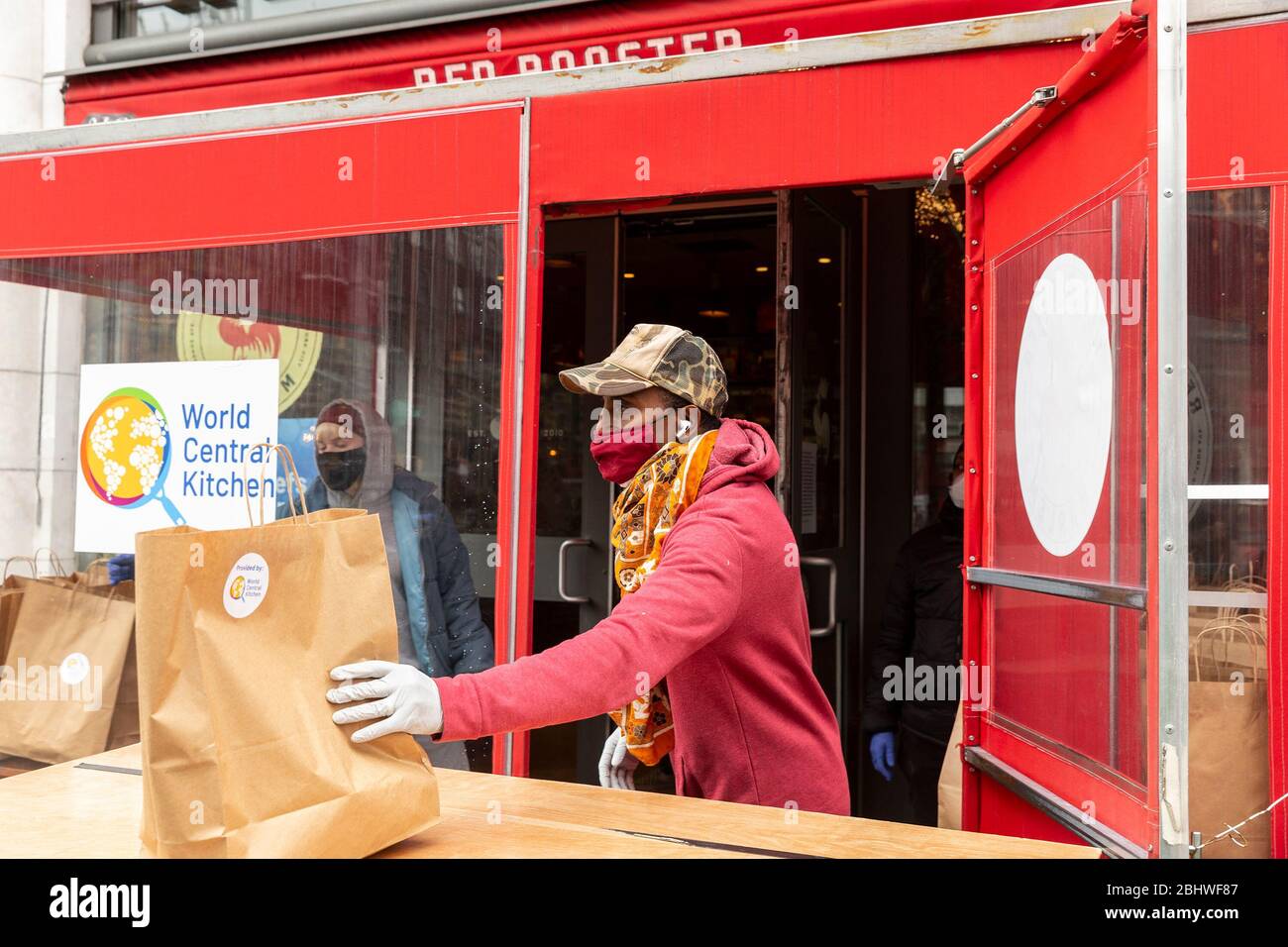 Marcus samuelsson red rooster hi-res stock photography and images - Alamy