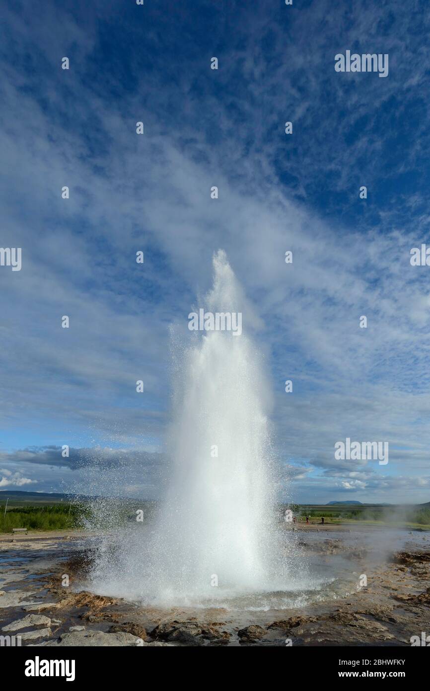 Icelandic geyser fountain hi-res stock photography and images - Alamy
